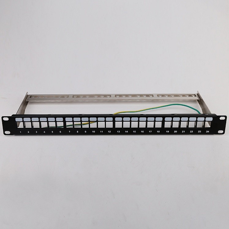 1U 24 Port STP Patch Panel RJ45 Rack Mount Cat6 Patch Panel Kosong